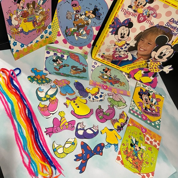 Disney | Toys | Disney Vintage 9s Minnie N Me Sewing Activity Set ...